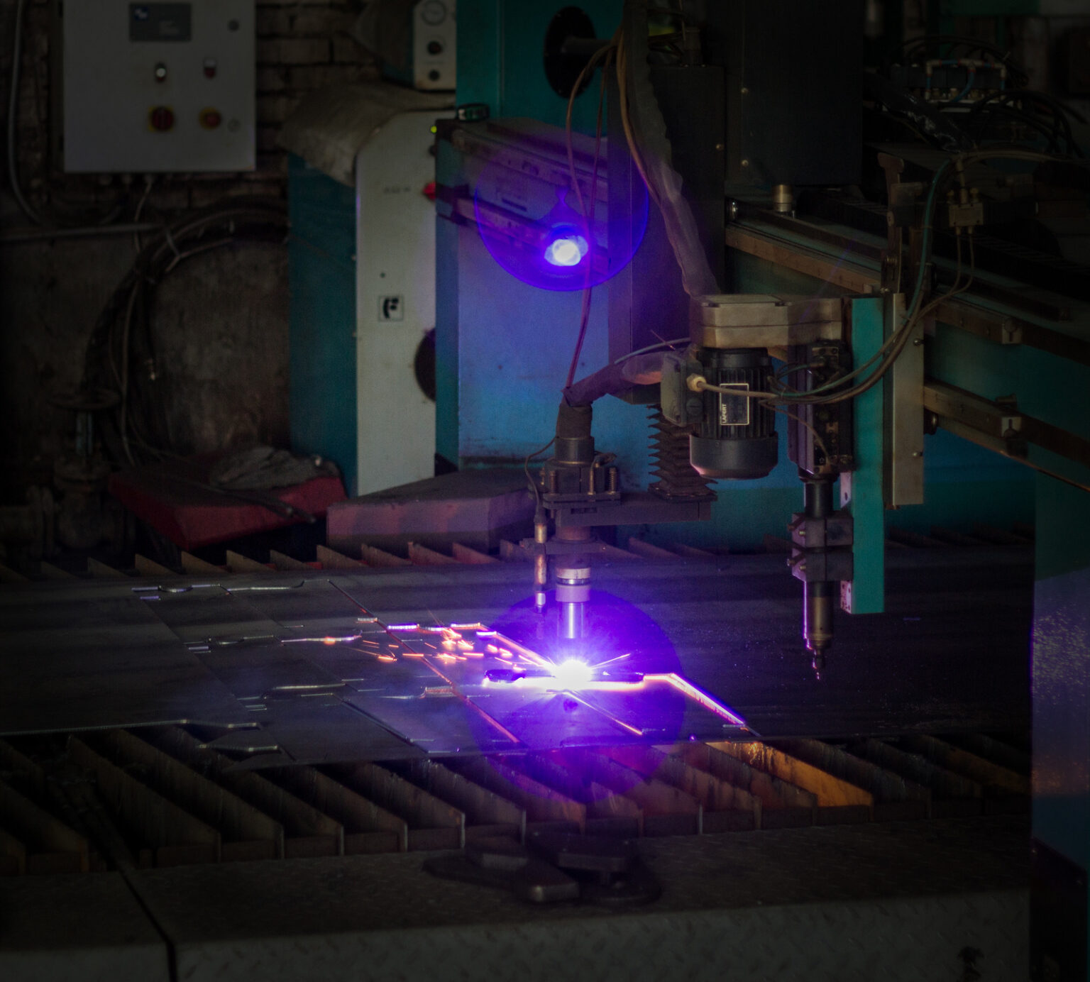 Exploring the Benefits of Laser Cutting for Beginners - TypeLaser